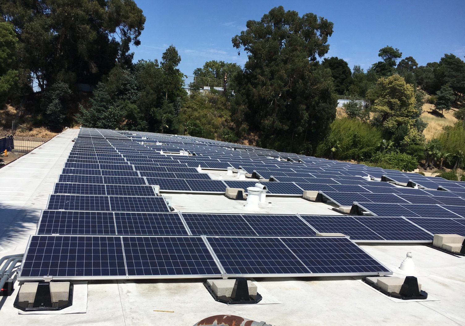 How Well Maintained Solar Panels Increase Commercial Property Value 